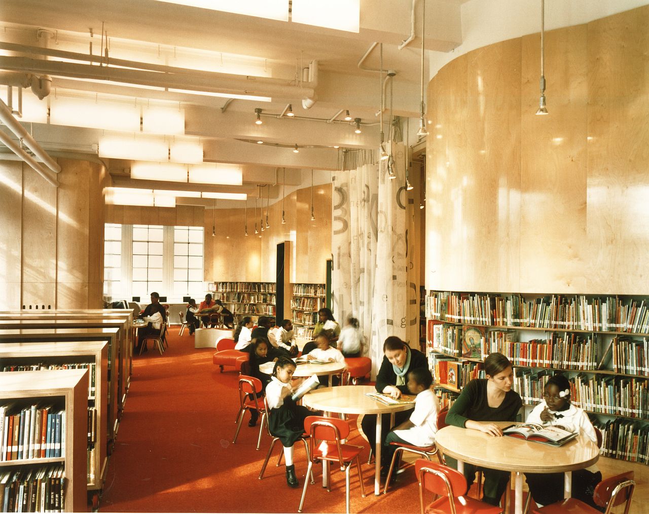 PS 42 Robin Hood Foundation Library - Projects - Weiss/Manfredi